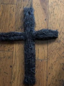 DIY Dollar Tree Cross - The Crafty Decorator