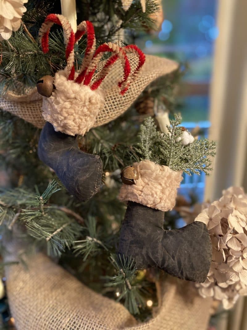 DIY Santa Boot Ornament - The Crafty Decorator